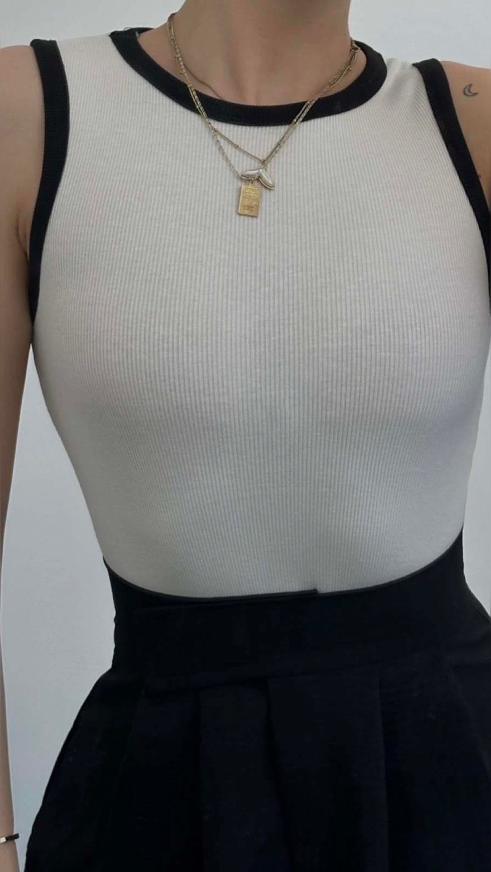 Sweatshirts – The dice store